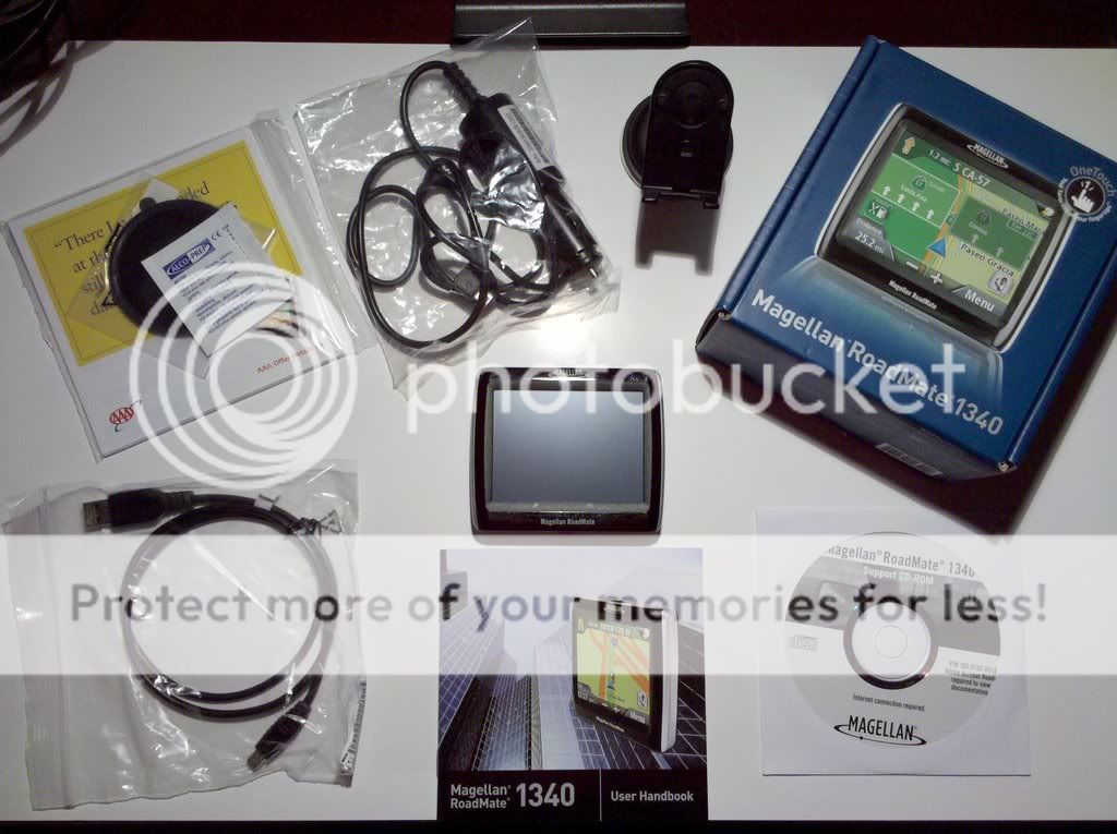FS: Magellan RoadMate 1340 GPS (2009 model) *complete in original box ...